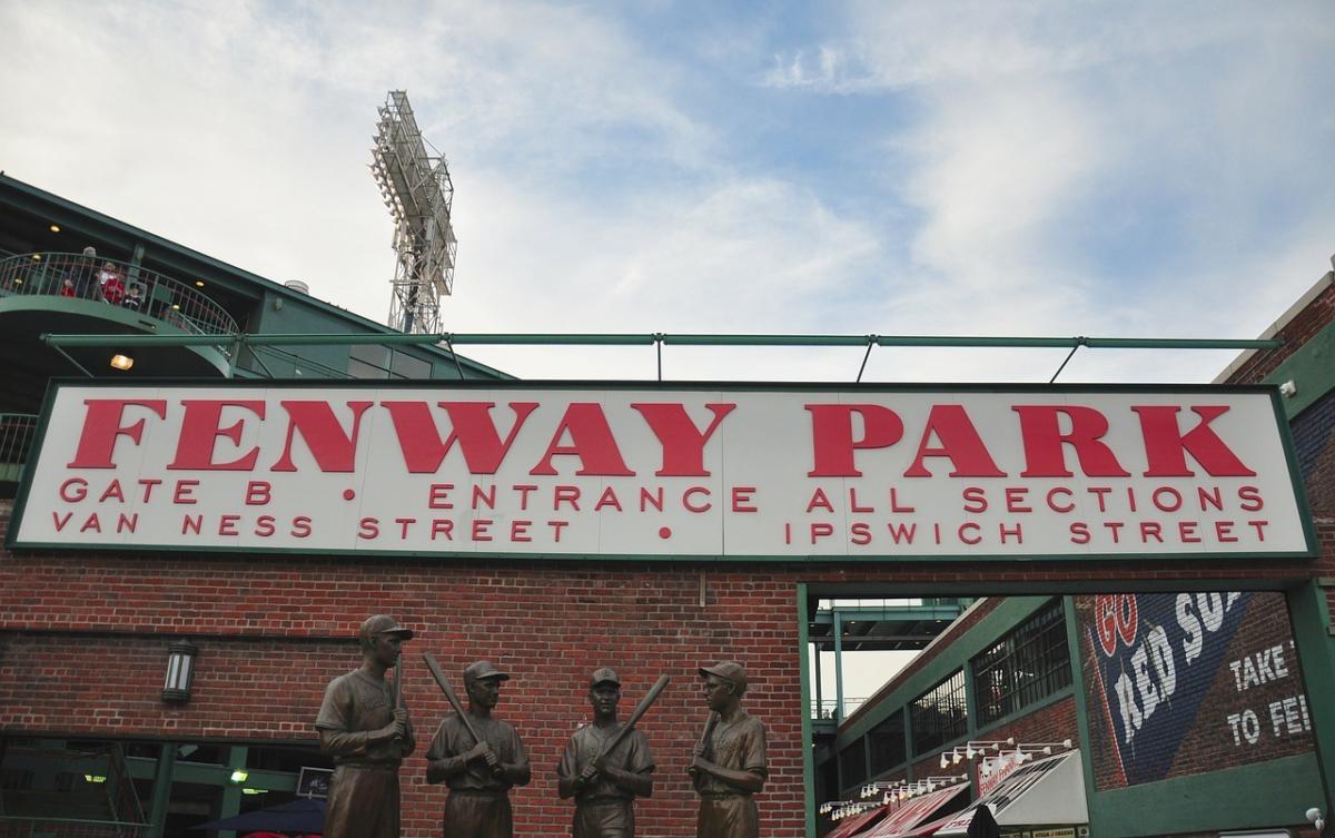 Apple Watch Red Sox Cheating Scandal Points Toward Larger Issues